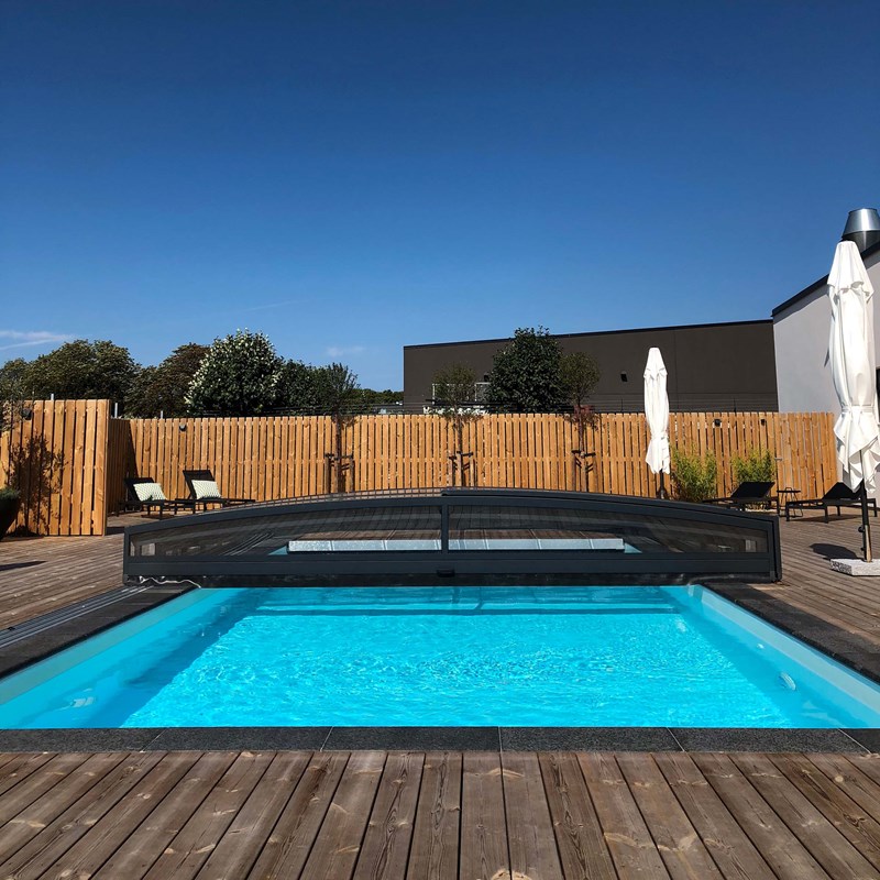 Leia Pooltak passar alla standardpooler på 3x6 och 4x8 meter